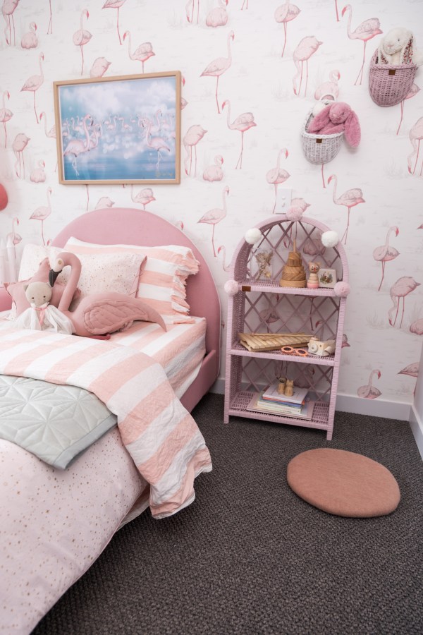 Pink Flamingo Themed Girls Bedroom – This Sweet Life